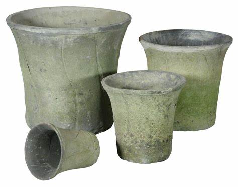 ENGLISH POT - AGED - 4 SIZES — Springbank Greenhouses